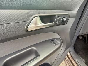 Brūns Volkswagen Caddy 2010 Rīga, ar dzinēja tilpumu 1.60 L un nobraukumu 0 tūkst. km par 5990 €, foto 20 vietnē AUTOMOTO.COM.LV