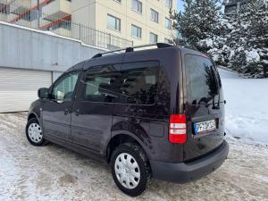 Brūns Volkswagen Caddy 2011 Viļņa, ar dzinēja tilpumu 1.60 L un nobraukumu 218 tūkst. km par 6999 €, foto 2 vietnē AUTOMOTO.COM.LV