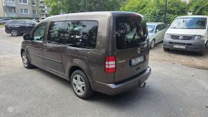 Brown Volkswagen Caddy 2011 in Vilnius, with an engine capacity of 1.60 L and mileage of 280 thousand km for 5700 €, photo 6 on AUTOMOTO.COM.LV