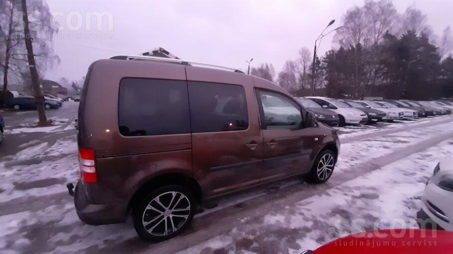 Brūns Volkswagen Caddy 2012 Rīga, ar dzinēja tilpumu 1.60 L un nobraukumu 213 tūkst. km par 7350 €, foto 10 vietnē AUTOMOTO.COM.LV