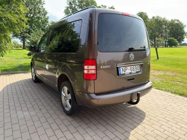 Brown Volkswagen Caddy 2013 in Jelgava, with an engine capacity of 1.60 L and mileage of 395 thousand km for 7450 €, photo 4 on AUTOMOTO.COM.LV