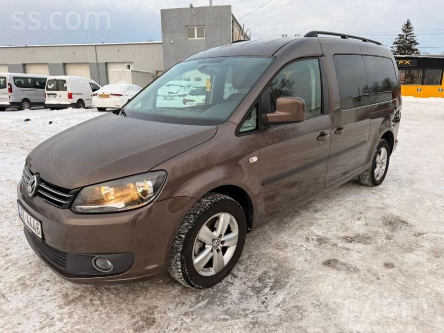 Brown Volkswagen Caddy 2015 in Riga, with an engine capacity of 1.60 L and mileage of 195 thousand km for 15770 €, photo 4 on AUTOMOTO.COM.LV