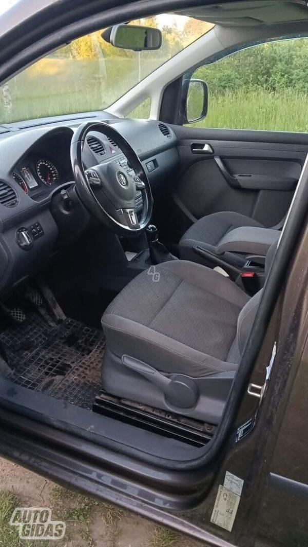 Brūns Volkswagen Caddy 2015 Viļņa, ar dzinēja tilpumu 2.00 L un nobraukumu 380 tūkst. km par 7800 €, foto 8 vietnē AUTOMOTO.COM.LV