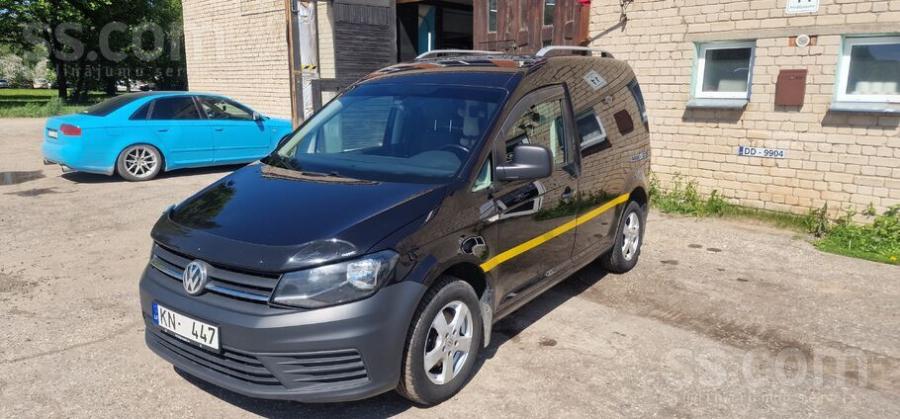 Brown Volkswagen Caddy 2017 in Riga, with an engine capacity of 2.00 L and mileage of 248 thousand km for 11500 €, photo 3 on AUTOMOTO.COM.LV