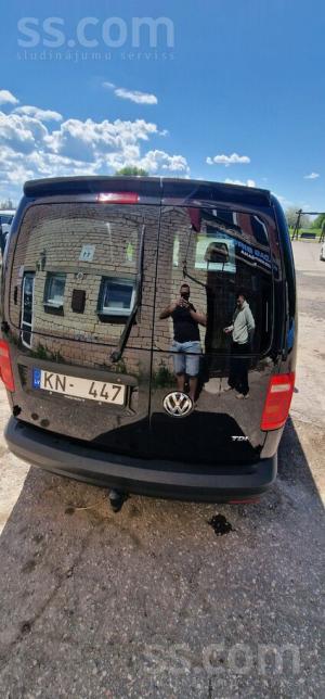 Brown Volkswagen Caddy 2017 in Riga, with an engine capacity of 2.00 L and mileage of 248 thousand km for 11500 €, photo 6 on AUTOMOTO.COM.LV