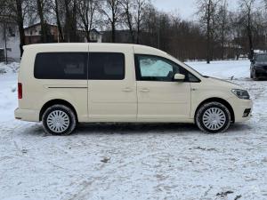 Brown Volkswagen Caddy 2018 in Klaipeda, with an engine capacity of 2.00 L and mileage of 332 thousand km for 8190 €, photo 6 on AUTOMOTO.COM.LV