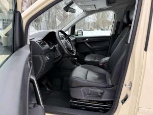 Brown Volkswagen Caddy 2018 in Klaipeda, with an engine capacity of 2.00 L and mileage of 332 thousand km for 8190 €, photo 20 on AUTOMOTO.COM.LV