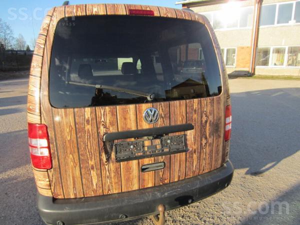 Brown Volkswagen Caddy 2011 in Madona, with an engine capacity of 1.60 L and mileage of 194 thousand km for 4750 €, photo 6 on AUTOMOTO.COM.LV