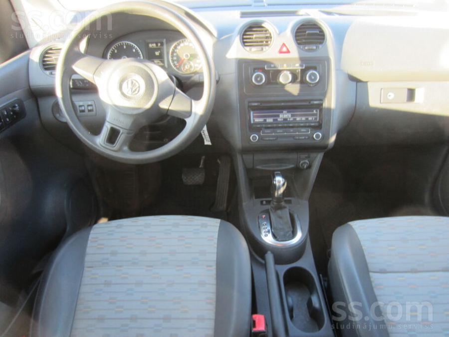 Brown Volkswagen Caddy 2011 in Madona, with an engine capacity of 1.60 L and mileage of 194 thousand km for 4750 €, photo 12 on AUTOMOTO.COM.LV