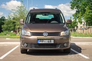 Brown Volkswagen Caddy 2012 in Jelgava, with an engine capacity of 1.60 L and mileage of 404 thousand km for 5600 €, photo  on AUTOMOTO.COM.LV