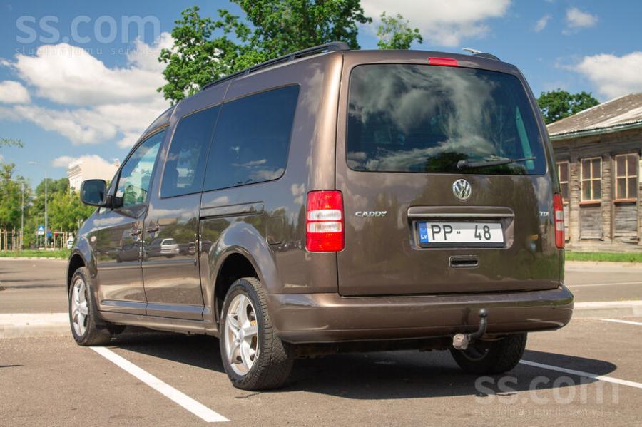 Brūns Volkswagen Caddy 2012 Jelgava, ar dzinēja tilpumu 1.60 L un nobraukumu 404 tūkst. km par 5600 €, foto 3 vietnē AUTOMOTO.COM.LV