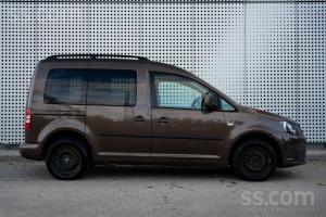 Brūns Volkswagen Caddy 2015 Rīga, ar dzinēja tilpumu 1.60 L un nobraukumu 346 tūkst. km par 5000 €, foto 8 vietnē AUTOMOTO.COM.LV