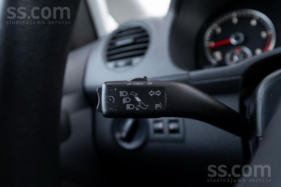 Brūns Volkswagen Caddy 2015 Rīga, ar dzinēja tilpumu 1.60 L un nobraukumu 346 tūkst. km par 5000 €, foto 14 vietnē AUTOMOTO.COM.LV