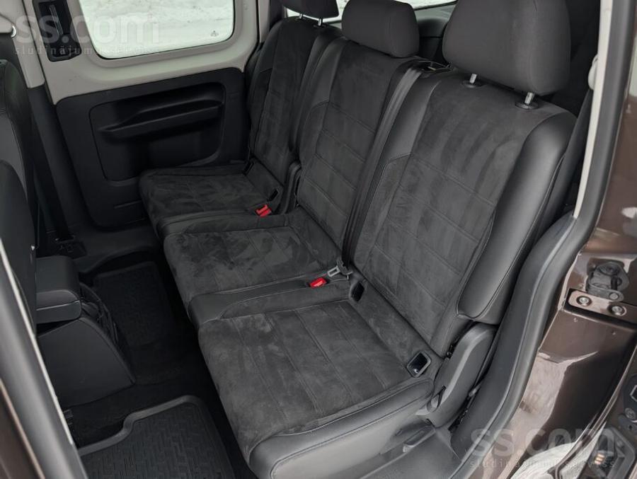 Brūns Volkswagen Caddy 2017 Jūrmala, ar dzinēja tilpumu 2.00 L un nobraukumu 0 tūkst. km par 7950 €, foto 13 vietnē AUTOMOTO.COM.LV