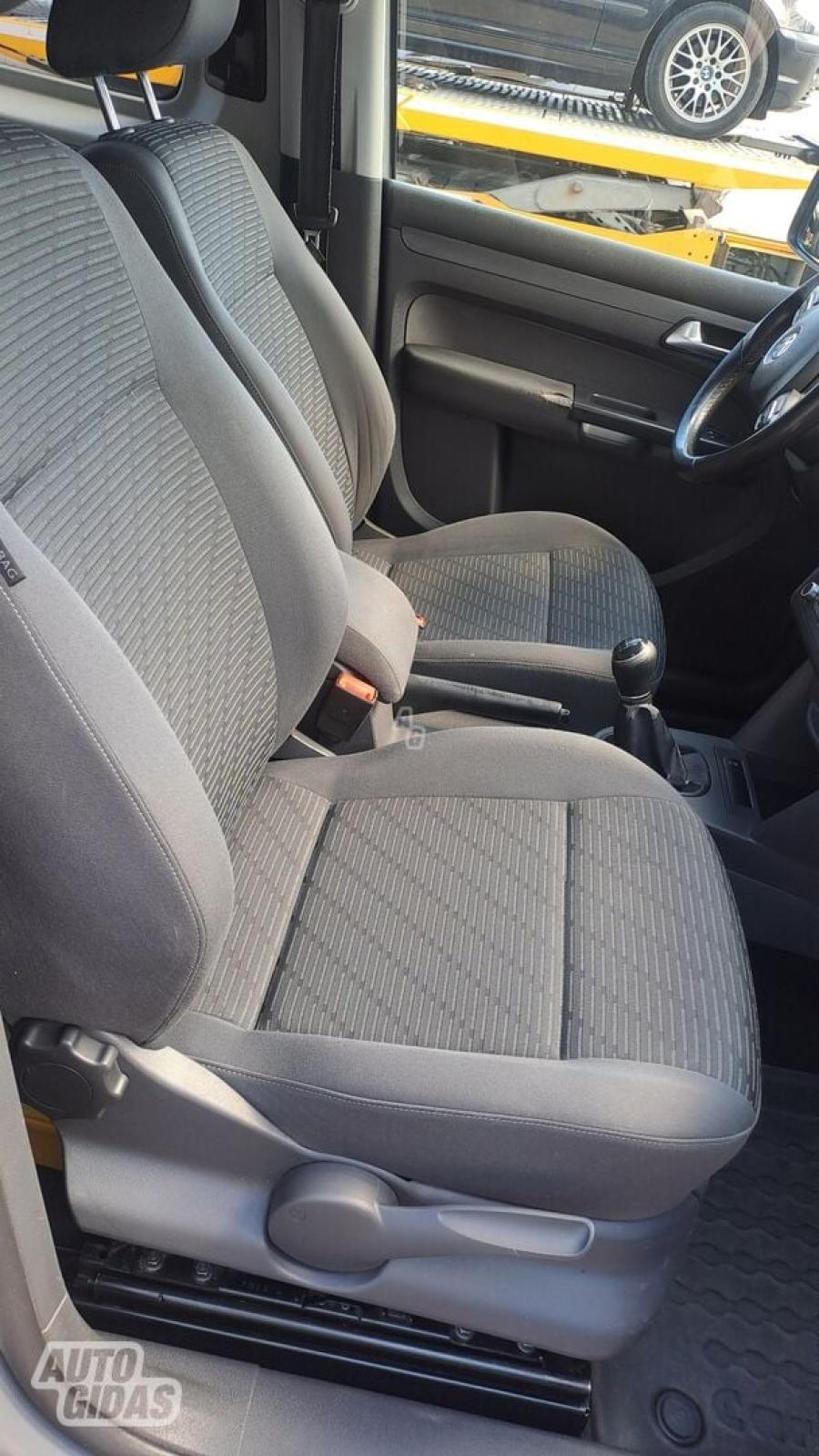 Volkswagen Caddy 2013 in Vilnius, with an engine capacity of 2.00 L and mileage of 298 thousand km for 7500 €, photo 29 on AUTOMOTO.COM.LV