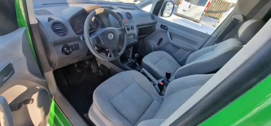Zaļš Volkswagen Caddy 2007 Valmiera, ar dzinēja tilpumu 2.00 L un nobraukumu 418 tūkst. km par 2700 €, foto 10 vietnē AUTOMOTO.COM.LV