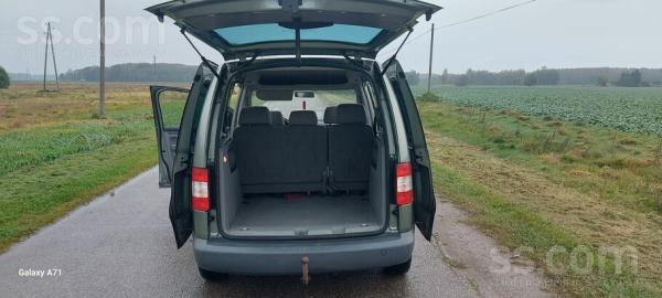 Green Volkswagen Caddy 2005 in Bauska, with an engine capacity of 1.90 L and mileage of 420 thousand km for 1750 €, photo 8 on AUTOMOTO.COM.LV