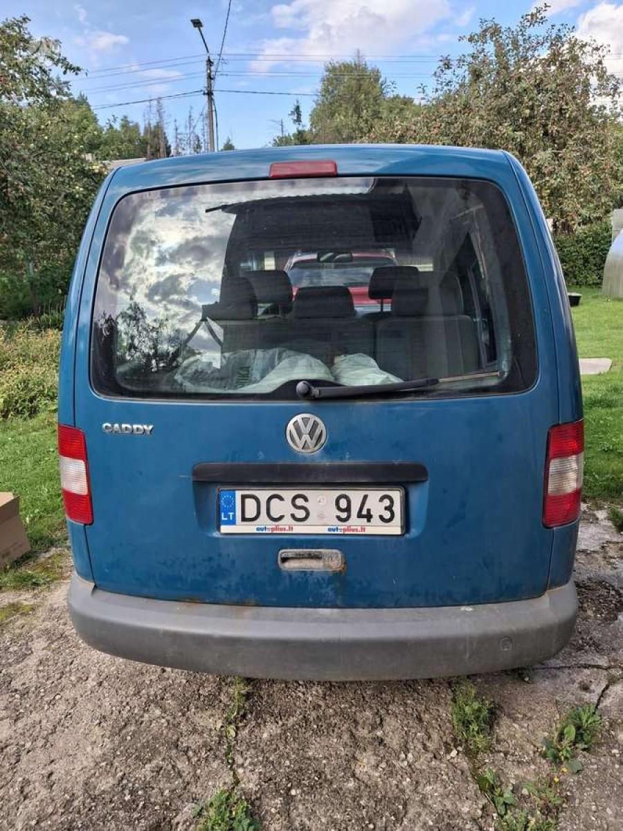 Green Volkswagen Caddy 2007 in Vilnius, with an engine capacity of 1.90 L and mileage of 373 thousand km for 2000 €, photo 4 on AUTOMOTO.COM.LV