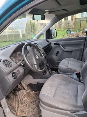 Green Volkswagen Caddy 2007 in Vilnius, with an engine capacity of 1.90 L and mileage of 373 thousand km for 2000 €, photo 6 on AUTOMOTO.COM.LV