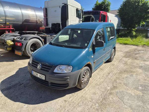 Green Volkswagen Caddy 2008 in Mazeikiai, with an engine capacity of 1.90 L and mileage of 331 thousand km for 726 €, photo 1 on AUTOMOTO.COM.LV