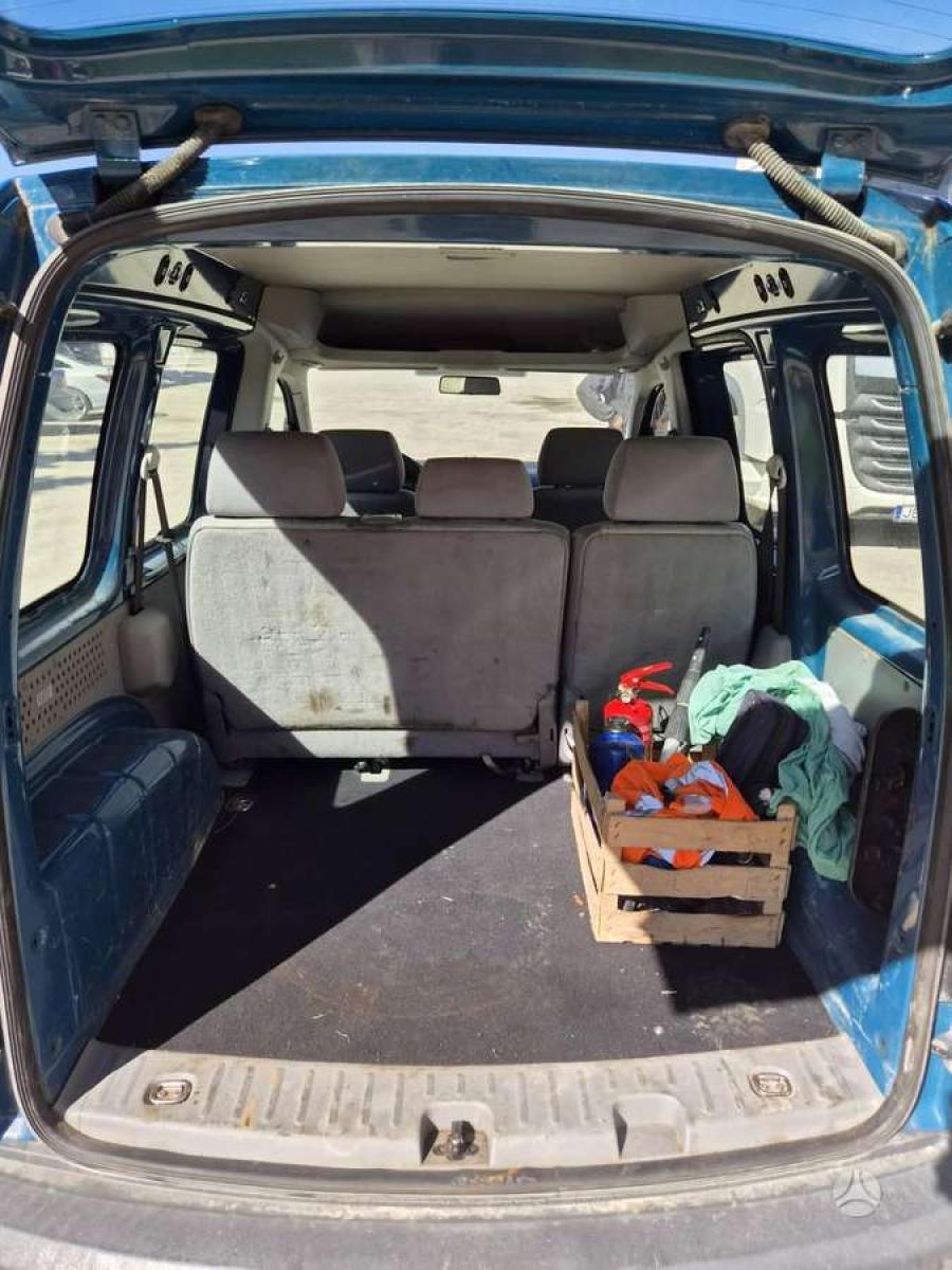 Zaļš Volkswagen Caddy 2008 Mažeikiai, ar dzinēja tilpumu 1.90 L un nobraukumu 331 tūkst. km par 726 €, foto 11 vietnē AUTOMOTO.COM.LV