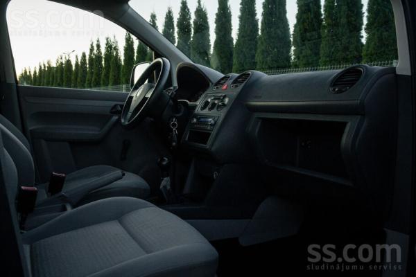Zaļš Volkswagen Caddy 2009 Jelgava, ar dzinēja tilpumu 1.90 L un nobraukumu 247 tūkst. km par 3390 €, foto 8 vietnē AUTOMOTO.COM.LV