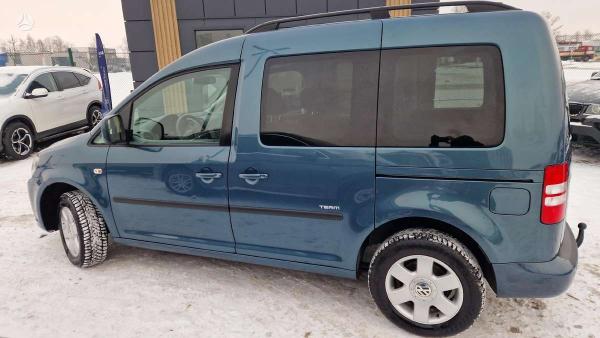 Zaļš Volkswagen Caddy 2015 Marijampole, ar dzinēja tilpumu 1.60 L un nobraukumu 329 tūkst. km par 7290 €, foto 10 vietnē AUTOMOTO.COM.LV