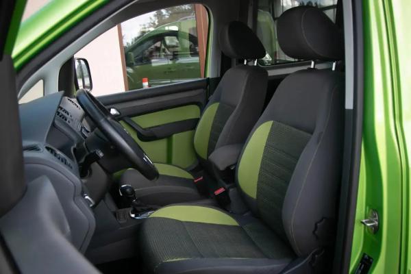 Volkswagen Caddy 2015 in Tukums on AUTOMOTO.COM.LV Green Volkswagen Caddy 2015 in Tukums, with an engine capacity of 2.00 L and mileage of 280 thousand km for 13490 β¬, photo 10 on AUTOMOTO.COM.LV