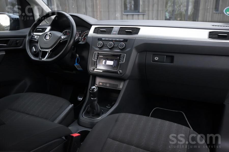 Zaļš Volkswagen Caddy 2016 Tukums, ar dzinēja tilpumu 2.00 L un nobraukumu 290 tūkst. km par 10990 €, foto 4 vietnē AUTOMOTO.COM.LV