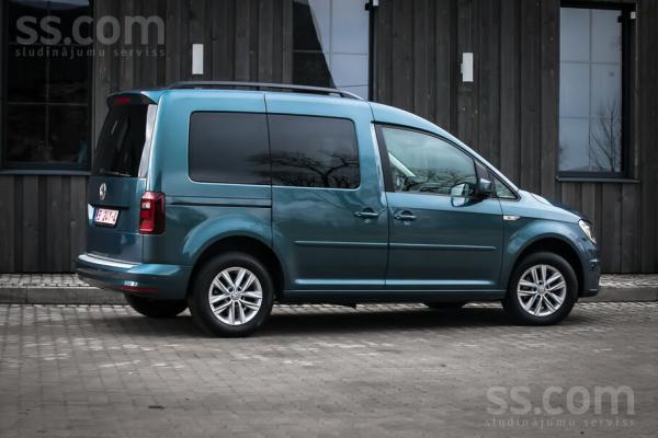 Zaļš Volkswagen Caddy 2016 Tukums, ar dzinēja tilpumu 2.00 L un nobraukumu 290 tūkst. km par 10990 €, foto 8 vietnē AUTOMOTO.COM.LV
