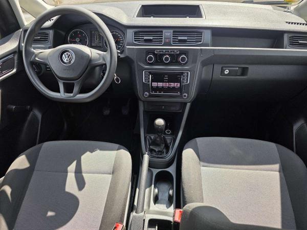Zaļš Volkswagen Caddy 2018 Marijampole, ar dzinēja tilpumu 1.97 L un nobraukumu 299 tūkst. km par 6413 €, foto 9 vietnē AUTOMOTO.COM.LV