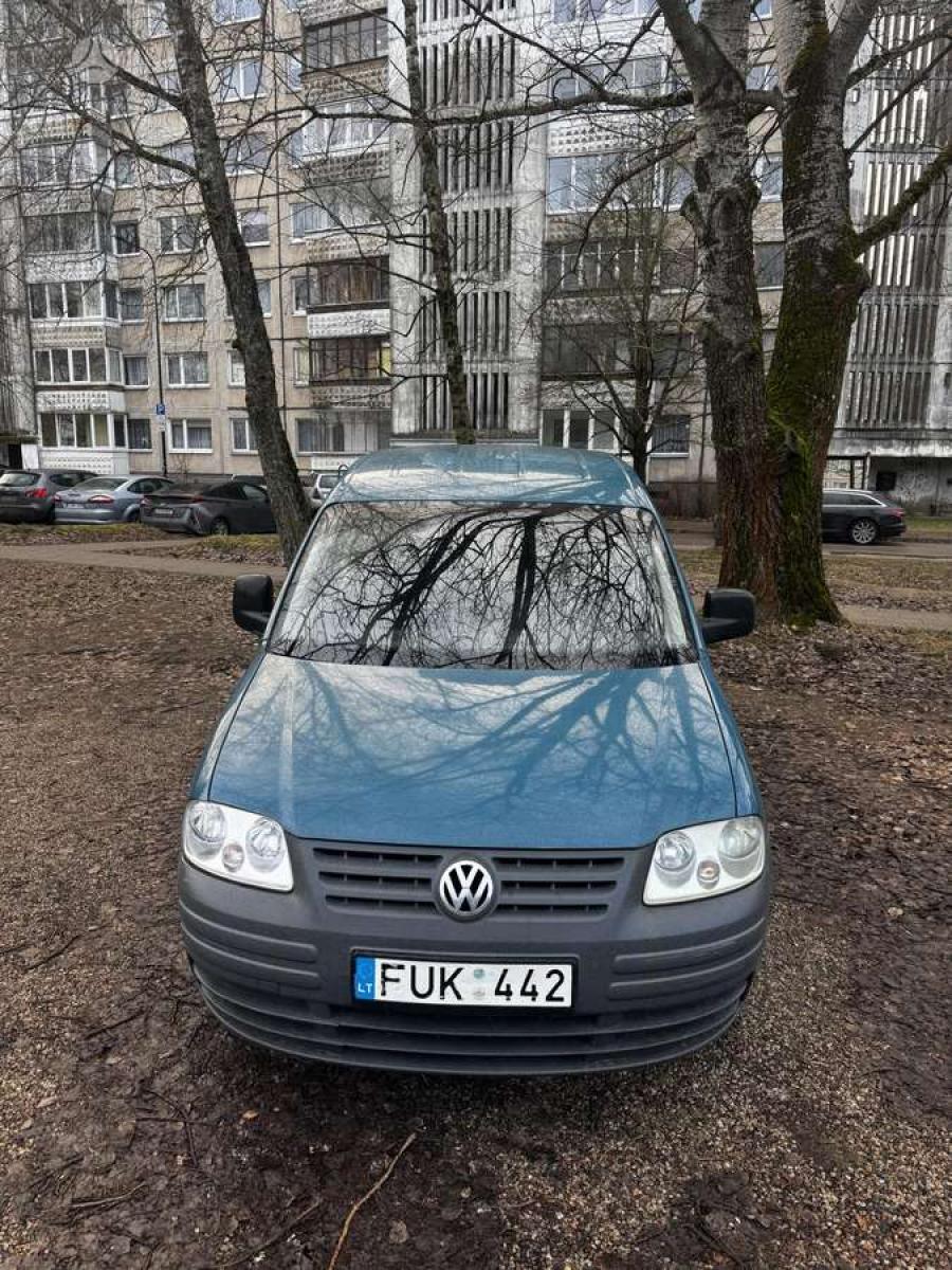 Zaļš Volkswagen Caddy 2004 Viļņa, ar dzinēja tilpumu 2.00 L un nobraukumu 322 tūkst. km par 3150 €, foto 2 vietnē AUTOMOTO.COM.LV