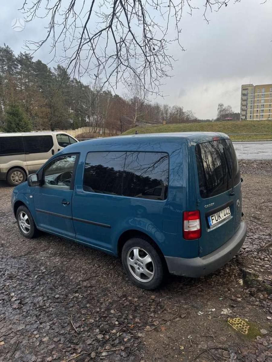 Zaļš Volkswagen Caddy 2004 Viļņa, ar dzinēja tilpumu 2.00 L un nobraukumu 322 tūkst. km par 3150 €, foto 4 vietnē AUTOMOTO.COM.LV