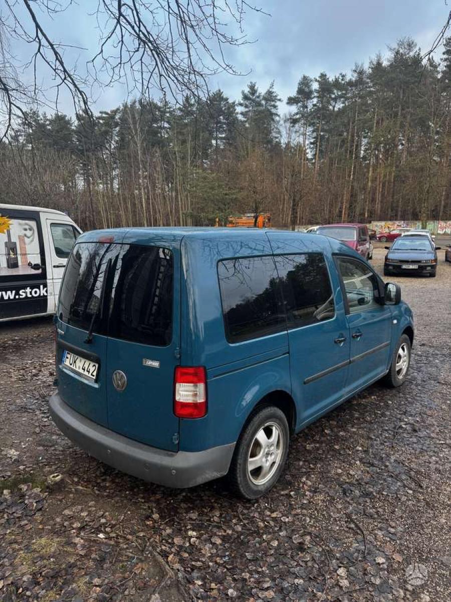 Zaļš Volkswagen Caddy 2004 Viļņa, ar dzinēja tilpumu 2.00 L un nobraukumu 322 tūkst. km par 3150 €, foto 6 vietnē AUTOMOTO.COM.LV