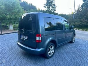 Zaļš Volkswagen Caddy 2009 Viļņa, ar dzinēja tilpumu 1.90 L un nobraukumu 299 tūkst. km par 3200 €, foto 4 vietnē AUTOMOTO.COM.LV