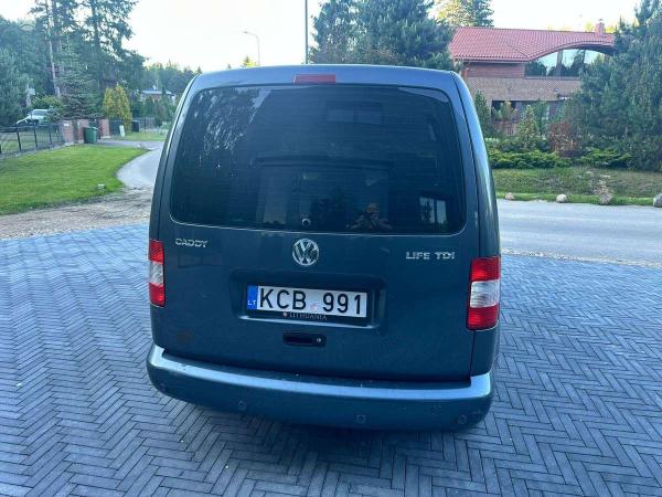 Zaļš Volkswagen Caddy 2009 Viļņa, ar dzinēja tilpumu 1.90 L un nobraukumu 299 tūkst. km par 3200 €, foto 4 vietnē AUTOMOTO.COM.LV