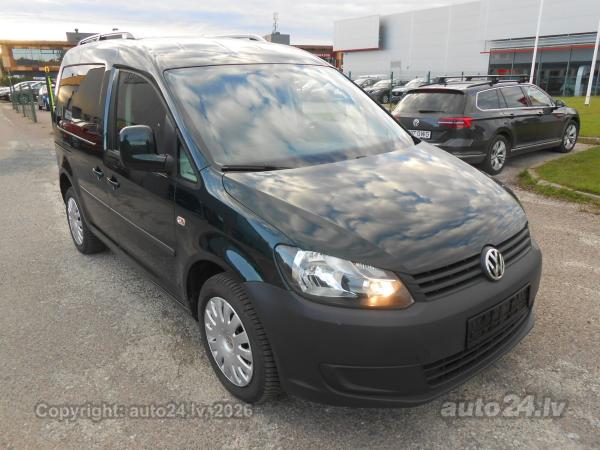 Volkswagen Caddy 2012 Viljandi vietnē Zaļš Volkswagen Caddy 2012 Viljandi, ar dzinēja tilpumu 2.00 L un nobraukumu 260 tūkst. km par 7590 €, foto 4 vietnē AUTOMOTO.COM.LV