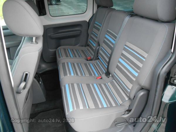 Volkswagen Caddy 2012 Viljandi vietnē Zaļš Volkswagen Caddy 2012 Viljandi, ar dzinēja tilpumu 2.00 L un nobraukumu 260 tūkst. km par 7590 €, foto 8 vietnē AUTOMOTO.COM.LV