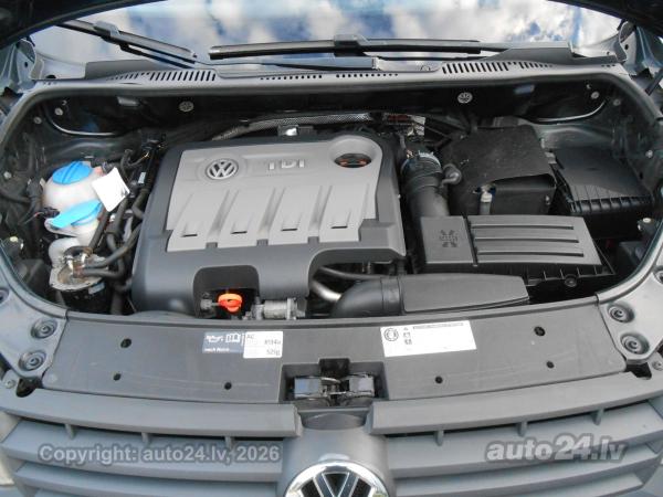 Volkswagen Caddy 2012 Viljandi vietnē Zaļš Volkswagen Caddy 2012 Viljandi, ar dzinēja tilpumu 2.00 L un nobraukumu 260 tūkst. km par 7590 €, foto 11 vietnē AUTOMOTO.COM.LV