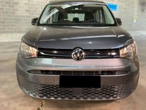 Grey Volkswagen Caddy 2023 in Vilnius, with an engine capacity of 1.50 L and mileage of 12 thousand km for 33758 €, photo 6 on AUTOMOTO.COM.LV
