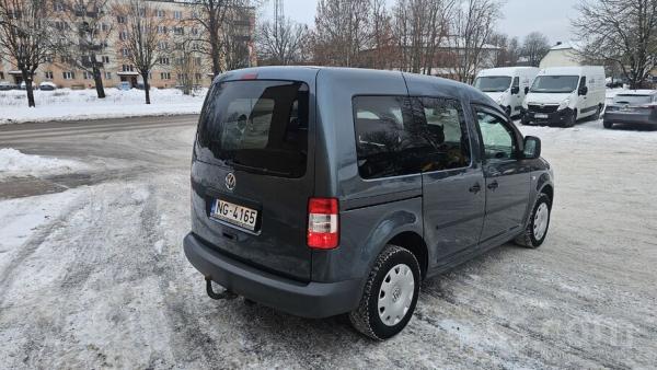 Pelēks Volkswagen Caddy 2009 Limbaži, ar dzinēja tilpumu 1.60 L un nobraukumu 239 tūkst. km par 4550 €, foto 5 vietnē AUTOMOTO.COM.LV