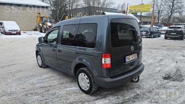 Pelēks Volkswagen Caddy 2009 Limbaži, ar dzinēja tilpumu 1.60 L un nobraukumu 239 tūkst. km par 4550 €, foto 7 vietnē AUTOMOTO.COM.LV