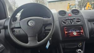 Pelēks Volkswagen Caddy 2009 Rīga, ar dzinēja tilpumu 1.60 L un nobraukumu 239 tūkst. km par 4550 €, foto 15 vietnē AUTOMOTO.COM.LV