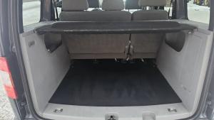 Pelēks Volkswagen Caddy 2009 Rīga, ar dzinēja tilpumu 1.60 L un nobraukumu 239 tūkst. km par 4550 €, foto 20 vietnē AUTOMOTO.COM.LV