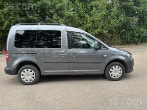 Pelēks Volkswagen Caddy 2011 Ogre, ar dzinēja tilpumu 1.20 L un nobraukumu 155 tūkst. km par 6650 €, foto 3 vietnē AUTOMOTO.COM.LV