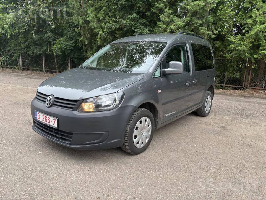 Pelēks Volkswagen Caddy 2011 Ogre, ar dzinēja tilpumu 1.20 L un nobraukumu 155 tūkst. km par 6650 €, foto 5 vietnē AUTOMOTO.COM.LV