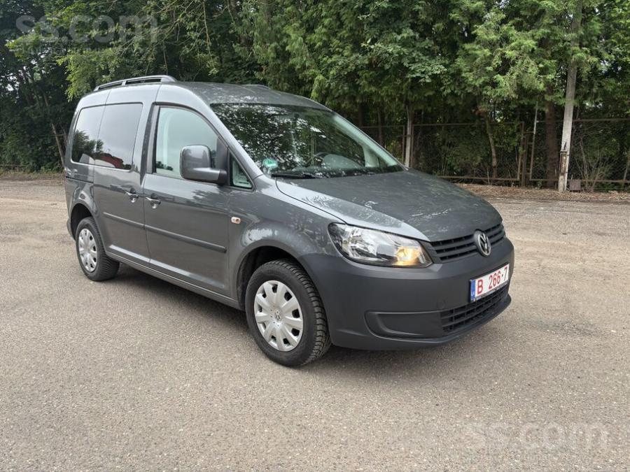 Pelēks Volkswagen Caddy 2011 Ogre, ar dzinēja tilpumu 1.20 L un nobraukumu 155 tūkst. km par 6650 €, foto 6 vietnē AUTOMOTO.COM.LV