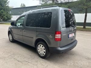 Pelēks Volkswagen Caddy 2011 Ogre, ar dzinēja tilpumu 1.20 L un nobraukumu 155 tūkst. km par 6650 €, foto 7 vietnē AUTOMOTO.COM.LV