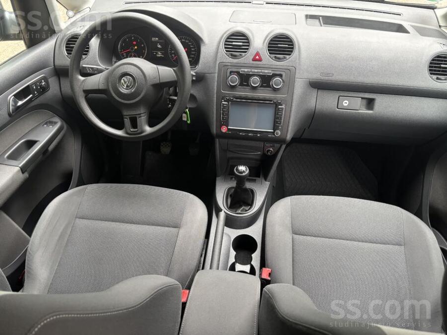 Pelēks Volkswagen Caddy 2011 Ogre, ar dzinēja tilpumu 1.20 L un nobraukumu 155 tūkst. km par 6650 €, foto 14 vietnē AUTOMOTO.COM.LV