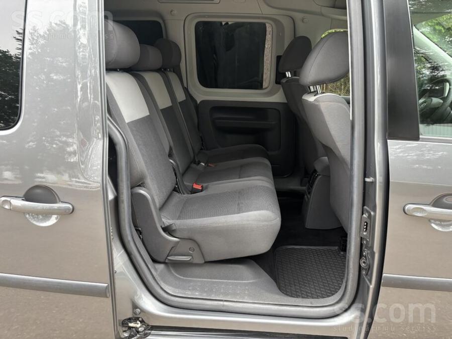 Pelēks Volkswagen Caddy 2011 Ogre, ar dzinēja tilpumu 1.20 L un nobraukumu 155 tūkst. km par 6650 €, foto 19 vietnē AUTOMOTO.COM.LV